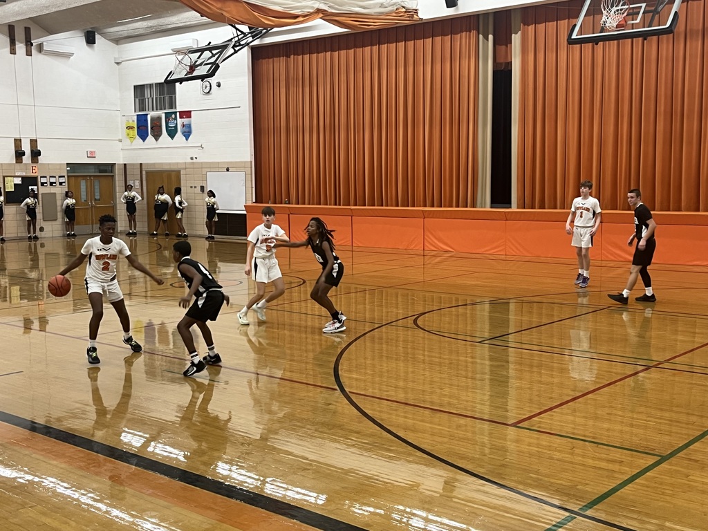 Live Feed | Howland Middle School