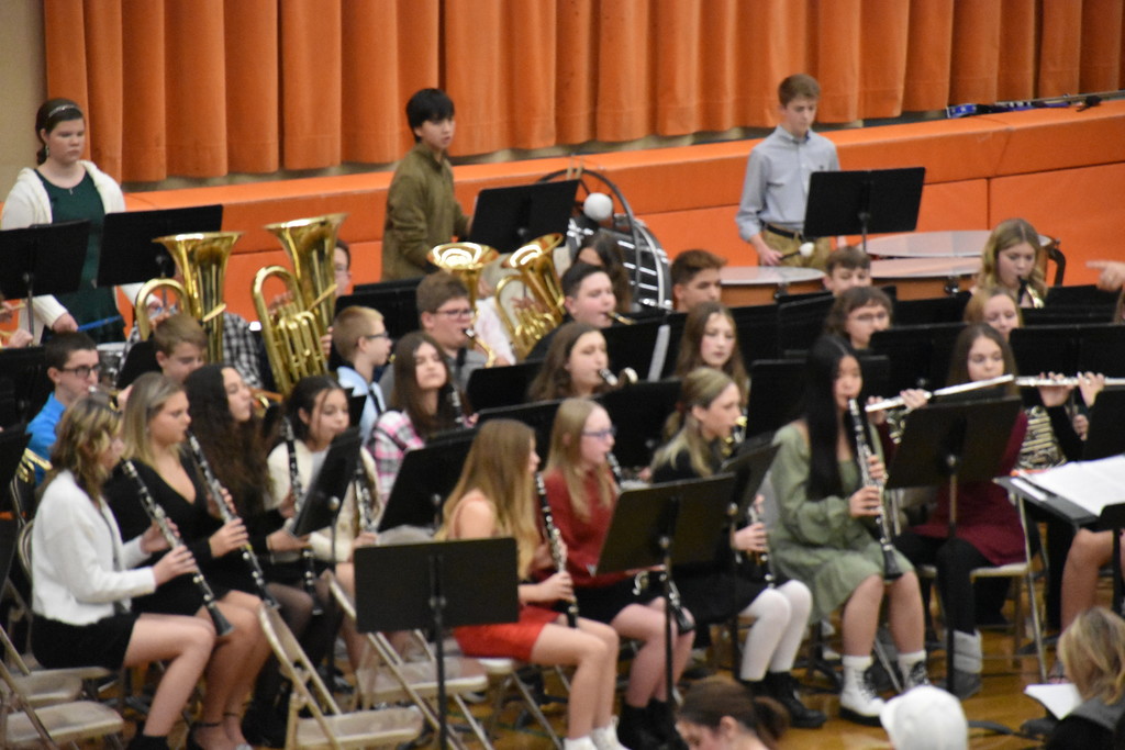 Live Feed | Howland Middle School