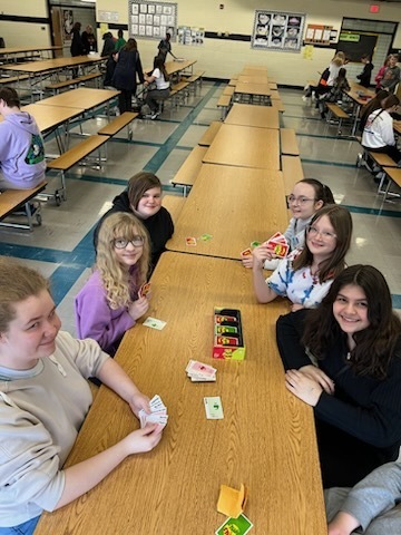 Live Feed | Howland Middle School